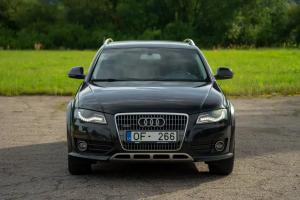 Black Audi Allroad 2009 in Liepaja, with an engine capacity of 2.00 L and mileage of 303 thousand km for 6800 €, photo 7 on AUTOMOTO.COM.LV