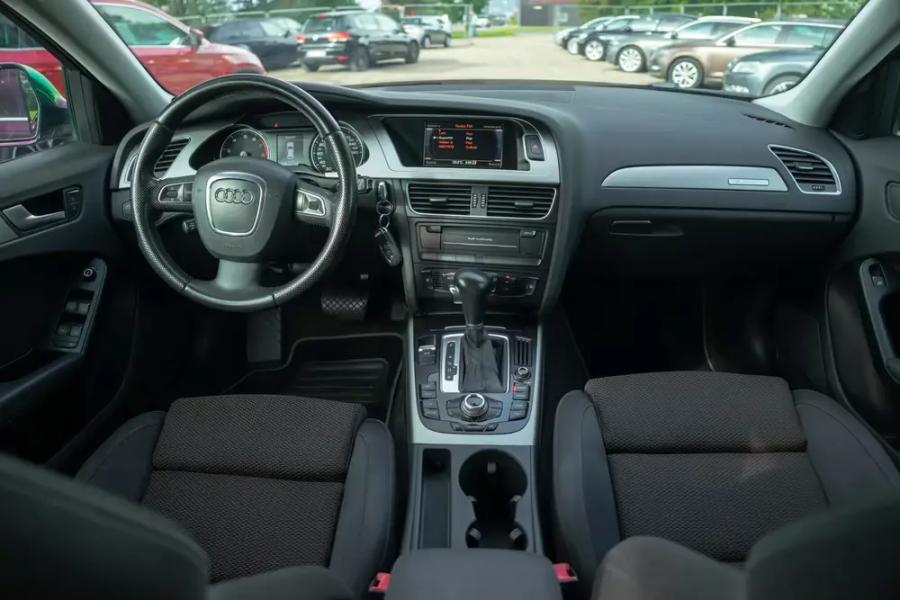 Black Audi Allroad 2009 in Liepaja, with an engine capacity of 2.00 L and mileage of 303 thousand km for 6800 €, photo 12 on AUTOMOTO.COM.LV