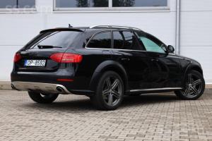 Melns Audi Allroad 2009 Rīga, ar dzinēja tilpumu 3.00 L un nobraukumu 0 tūkst. km par 5495 €, foto 8 vietnē AUTOMOTO.COM.LV
