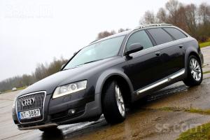 Black Audi Allroad 2010 in Riga, with an engine capacity of 3.00 L and mileage of 312 thousand km for 6690 €, photo 3 on AUTOMOTO.COM.LV