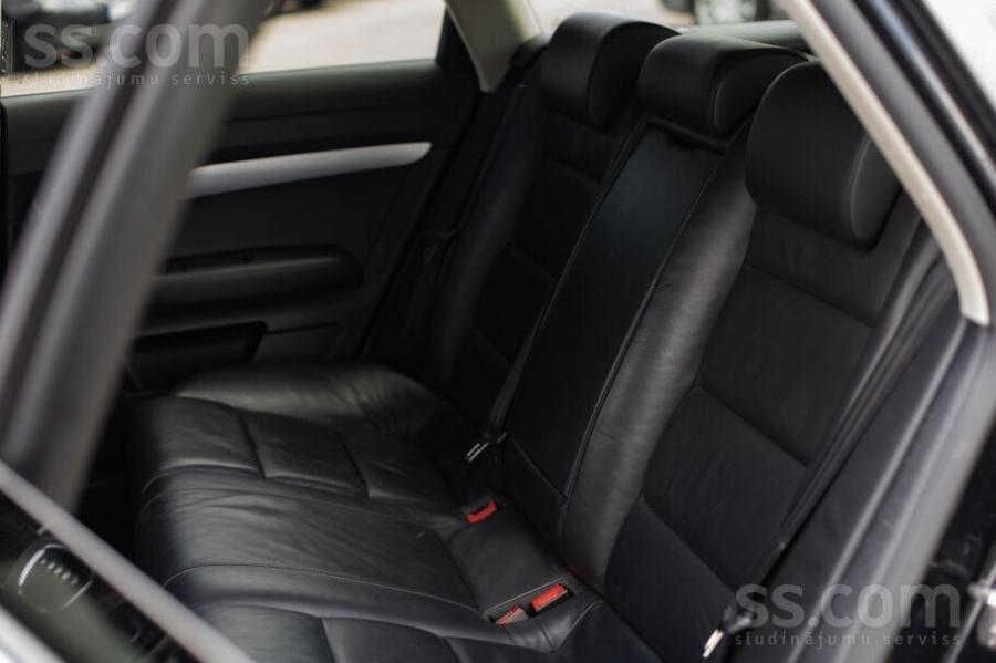 Black Audi Allroad 2010 in Riga, with an engine capacity of 3.00 L and mileage of 435 thousand km for 6290 €, photo 12 on AUTOMOTO.COM.LV