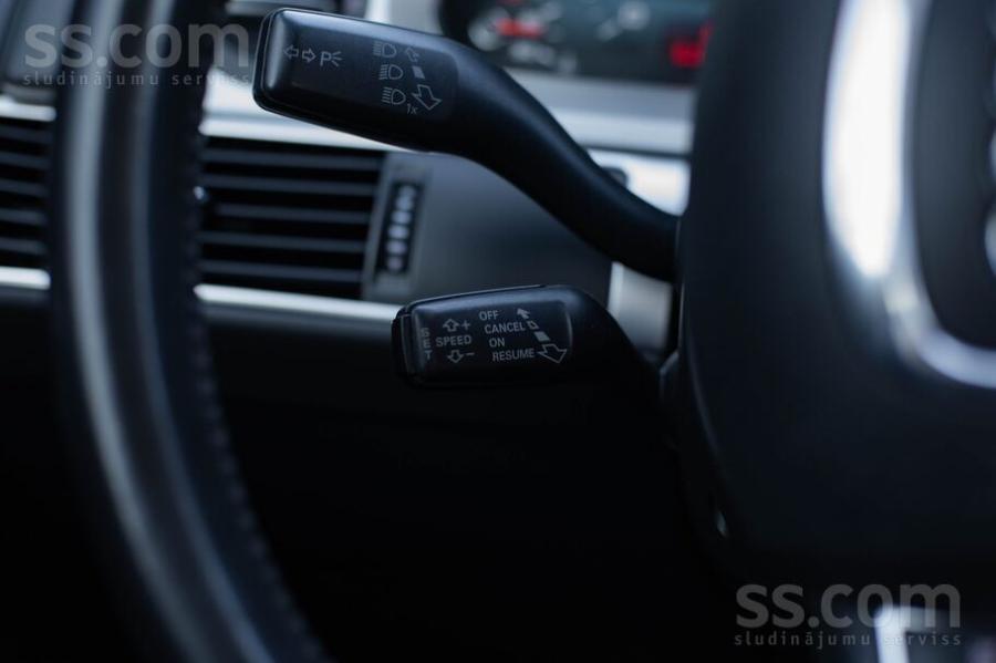 Black Audi Allroad 2010 in Riga, with an engine capacity of 3.00 L and mileage of 435 thousand km for 6290 €, photo 18 on AUTOMOTO.COM.LV