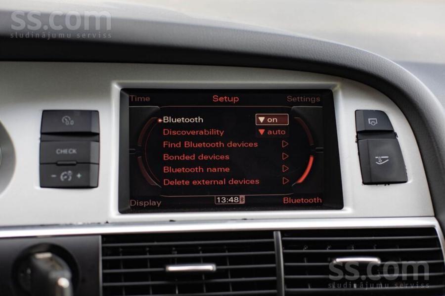 Black Audi Allroad 2010 in Riga, with an engine capacity of 3.00 L and mileage of 435 thousand km for 6290 €, photo 24 on AUTOMOTO.COM.LV