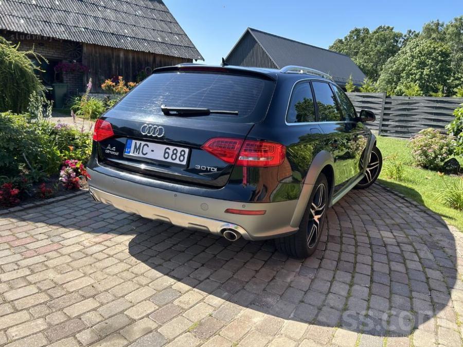 Melns Audi Allroad 2010 Valka, ar dzinēja tilpumu 3.00 L un nobraukumu 380 tūkst. km par 7200 €, foto 4 vietnē AUTOMOTO.COM.LV