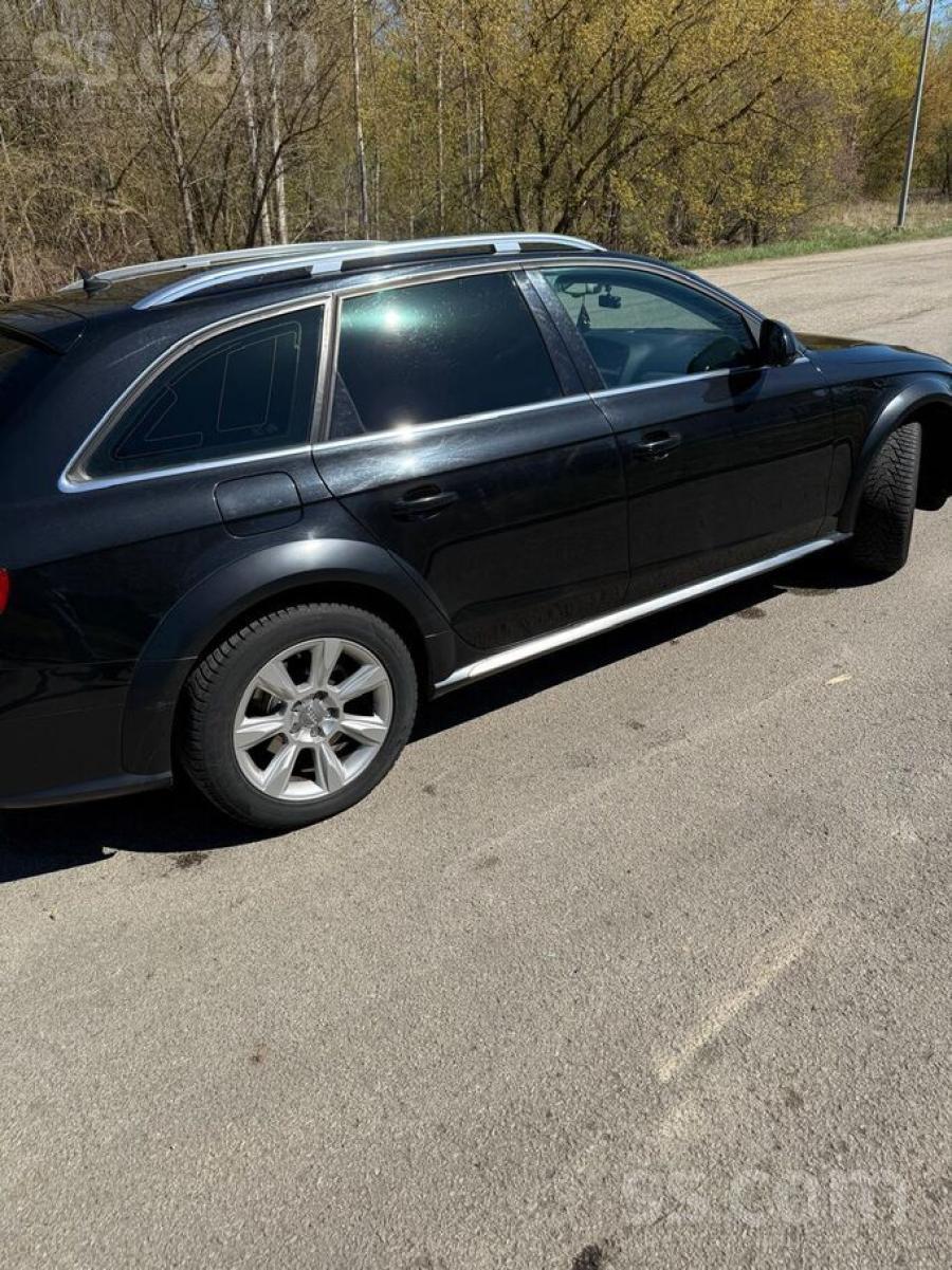 Black Audi Allroad 2011 in Riga, with an engine capacity of 2.00 L and mileage of 143 thousand km for 7500 €, photo 5 on AUTOMOTO.COM.LV