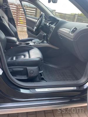 Black Audi Allroad 2011 in Riga, with an engine capacity of 3.00 L and mileage of 0 thousand km for 6350 €, photo 7 on AUTOMOTO.COM.LV
