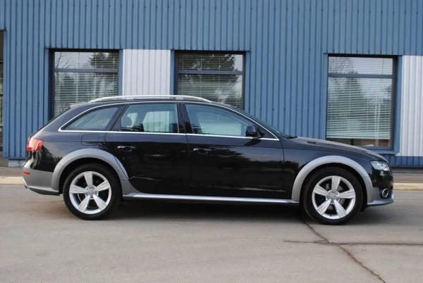 Black Audi Allroad 2011 in Riga, with an engine capacity of 3.00 L and mileage of 237 thousand km for 9990 €, photo 6 on AUTOMOTO.COM.LV