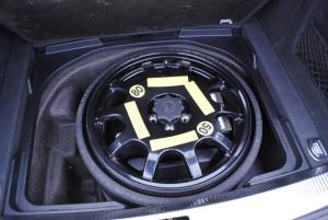 Black Audi Allroad 2011 in Riga, with an engine capacity of 3.00 L and mileage of 237 thousand km for 9990 €, photo 29 on AUTOMOTO.COM.LV