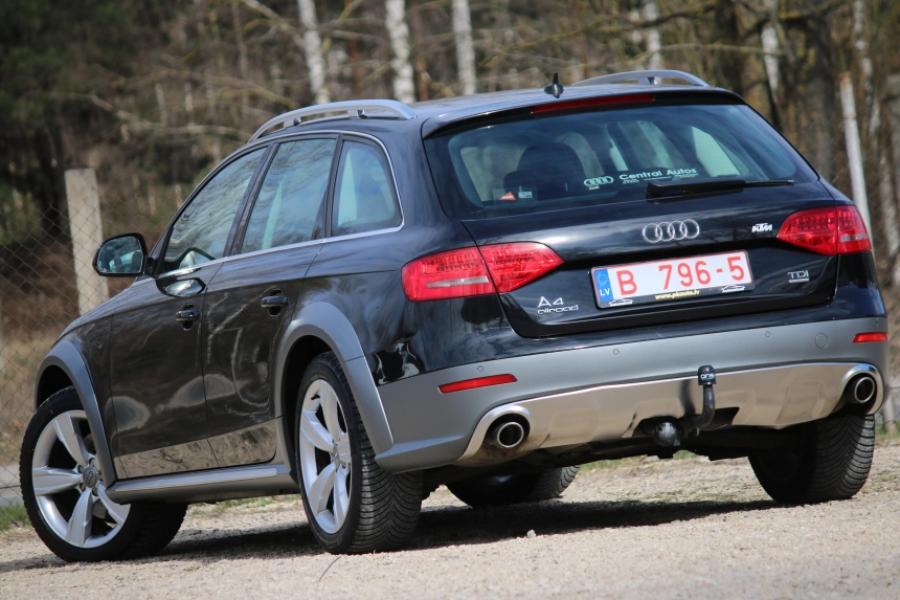 Black Audi Allroad 2011 in Riga, with an engine capacity of 3.00 L and mileage of 242 thousand km for 9990 €, photo 4 on AUTOMOTO.COM.LV