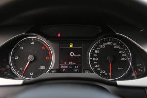 Black Audi Allroad 2011 in Riga, with an engine capacity of 3.00 L and mileage of 242 thousand km for 9990 €, photo 26 on AUTOMOTO.COM.LV