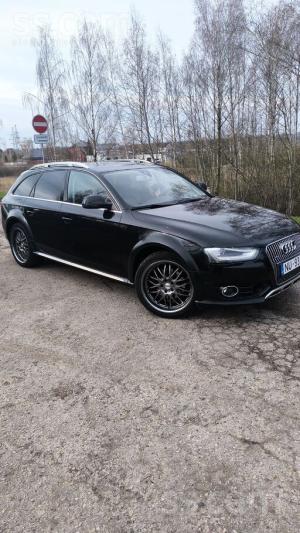 Black Audi Allroad 2012 in Aizkraukle, with an engine capacity of 2.00 L and mileage of 298 thousand km for 11500 €, photo 2 on AUTOMOTO.COM.LV