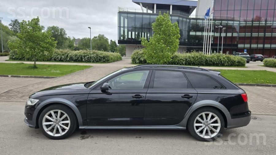 Black Audi Allroad 2012 in Rezekne, with an engine capacity of 3.00 L and mileage of 342 thousand km for 9500 €, photo 4 on AUTOMOTO.COM.LV