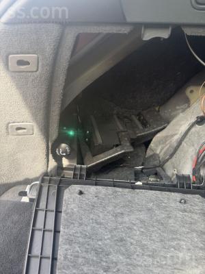 Black Audi Allroad 2012 in Ogre, with an engine capacity of 3.00 L and mileage of 312 thousand km for 10900 €, photo 12 on AUTOMOTO.COM.LV