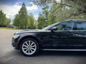 Melns Audi Allroad 2012 Jūrmala, ar dzinēja tilpumu 3.00 L un nobraukumu 301 tūkst. km par 11900 €, foto 15 vietnē AUTOMOTO.COM.LV