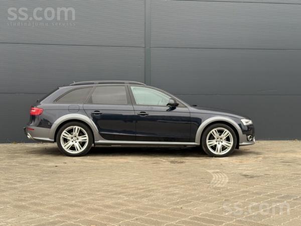 Black Audi Allroad 2014 in Riga, with an engine capacity of 3.00 L and mileage of 234 thousand km for 13895 €, photo 5 on AUTOMOTO.COM.LV