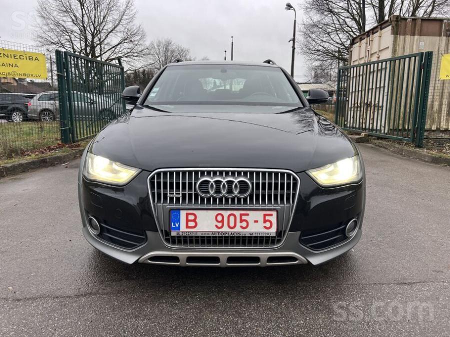 Black Audi Allroad 2014 in Riga, with an engine capacity of 3.00 L and mileage of 368 thousand km for 9550 €, photo 2 on AUTOMOTO.COM.LV
