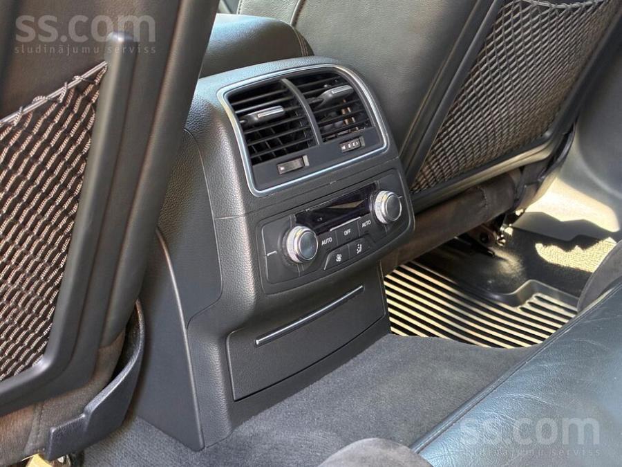 Black Audi Allroad 2014 in Bauska, with an engine capacity of 3.00 L and mileage of 282 thousand km for 11300 €, photo 15 on AUTOMOTO.COM.LV
