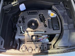 Black Audi Allroad 2014 in Bauska, with an engine capacity of 3.00 L and mileage of 282 thousand km for 11300 €, photo 16 on AUTOMOTO.COM.LV