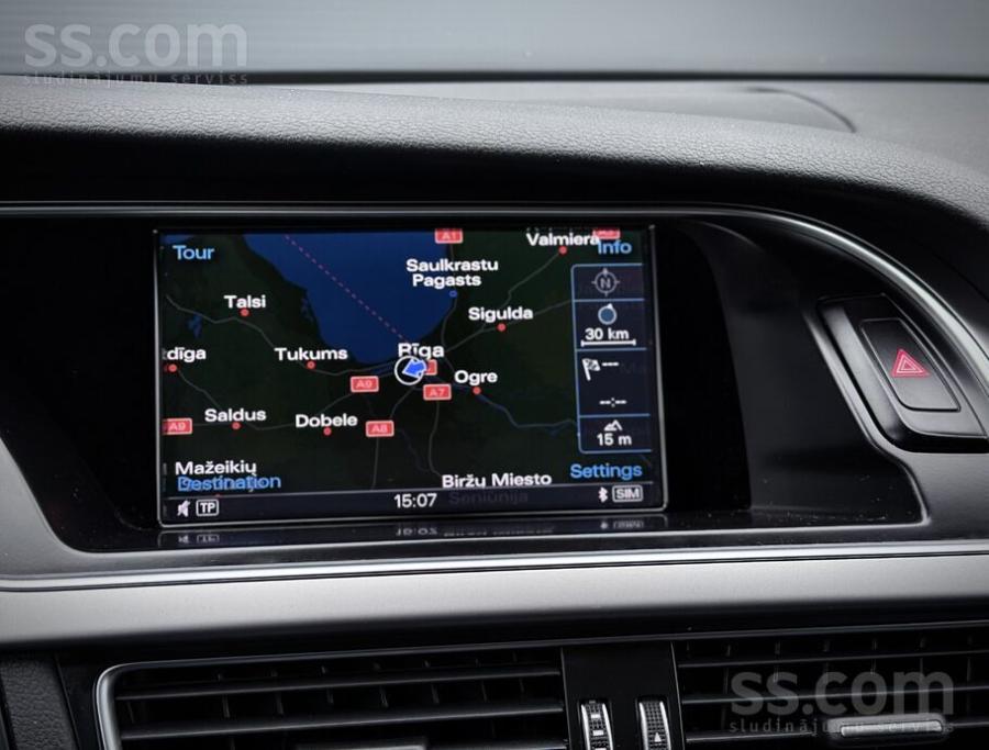 Black Audi Allroad 2014 in Riga, with an engine capacity of 3.00 L and mileage of 234 thousand km for 13150 €, photo 11 on AUTOMOTO.COM.LV