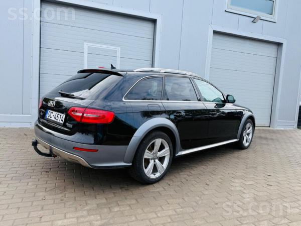 Melns Audi Allroad 2014 Rīga, ar dzinēja tilpumu 2.00 L un nobraukumu 196 tūkst. km par 8950 €, foto 5 vietnē AUTOMOTO.COM.LV