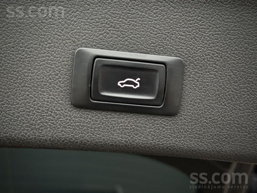 Black Audi Allroad 2014 in Riga, with an engine capacity of 3.00 L and mileage of 234 thousand km for 13150 €, photo 29 on AUTOMOTO.COM.LV