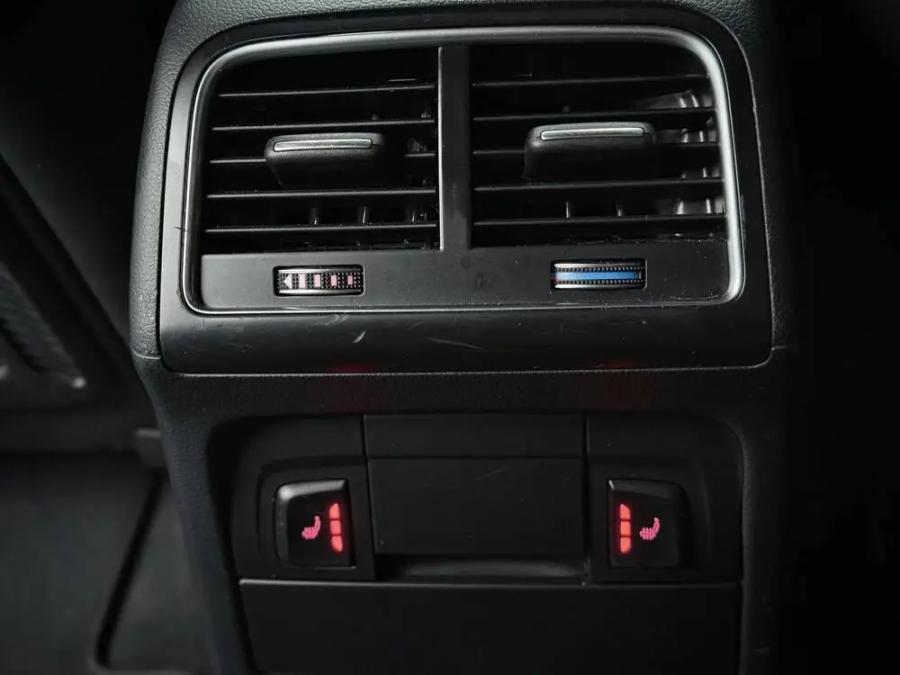 Melns Audi Allroad 2014 Rīga, ar dzinēja tilpumu 3.00 L un nobraukumu 235 tūkst. km par 12995 €, foto 26 vietnē AUTOMOTO.COM.LV