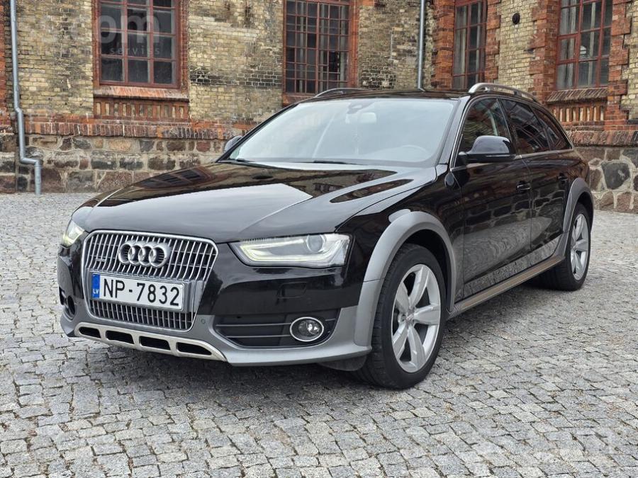 Black Audi Allroad 2014 in Talsi, with an engine capacity of 3.00 L and mileage of 260 thousand km for 13890 €, photo 1 on AUTOMOTO.COM.LV