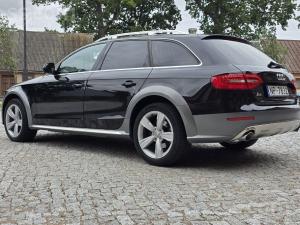Black Audi Allroad 2014 in Talsi, with an engine capacity of 3.00 L and mileage of 260 thousand km for 13890 €, photo 3 on AUTOMOTO.COM.LV