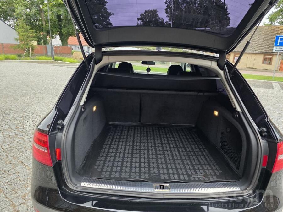 Black Audi Allroad 2014 in Talsi, with an engine capacity of 3.00 L and mileage of 260 thousand km for 13890 €, photo 14 on AUTOMOTO.COM.LV