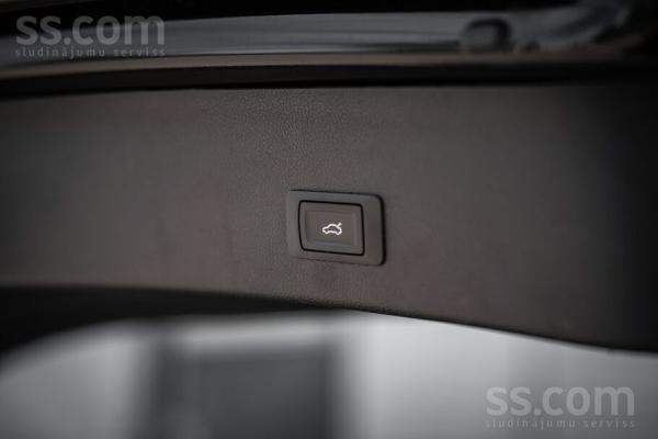 Melns Audi Allroad 2015 Rīga, ar dzinēja tilpumu 2.00 L un nobraukumu 236 tūkst. km par 13500 €, foto 9 vietnē AUTOMOTO.COM.LV