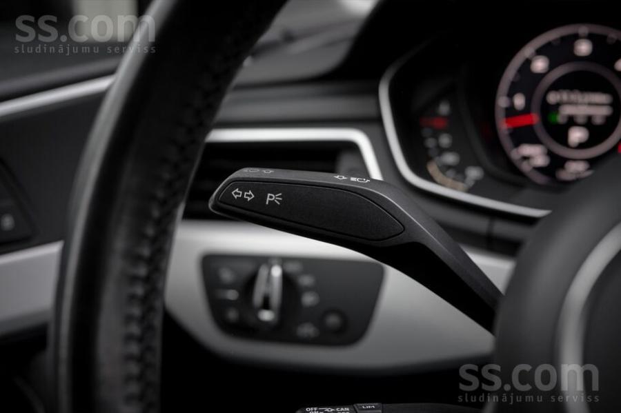 Black Audi Allroad 2016 in Talsi, with an engine capacity of 3.00 L and mileage of 303 thousand km for 14250 €, photo 16 on AUTOMOTO.COM.LV