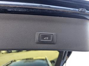 Black Audi Allroad 2016 in Riga, with an engine capacity of 2.00 L and mileage of 251 thousand km for 13450 €, photo 57 on AUTOMOTO.COM.LV