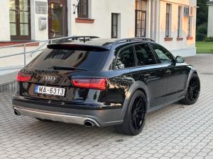 Black Audi Allroad 2016 in Jelgava, with an engine capacity of 3.00 L and mileage of 301 thousand km for 14500 €, photo 5 on AUTOMOTO.COM.LV