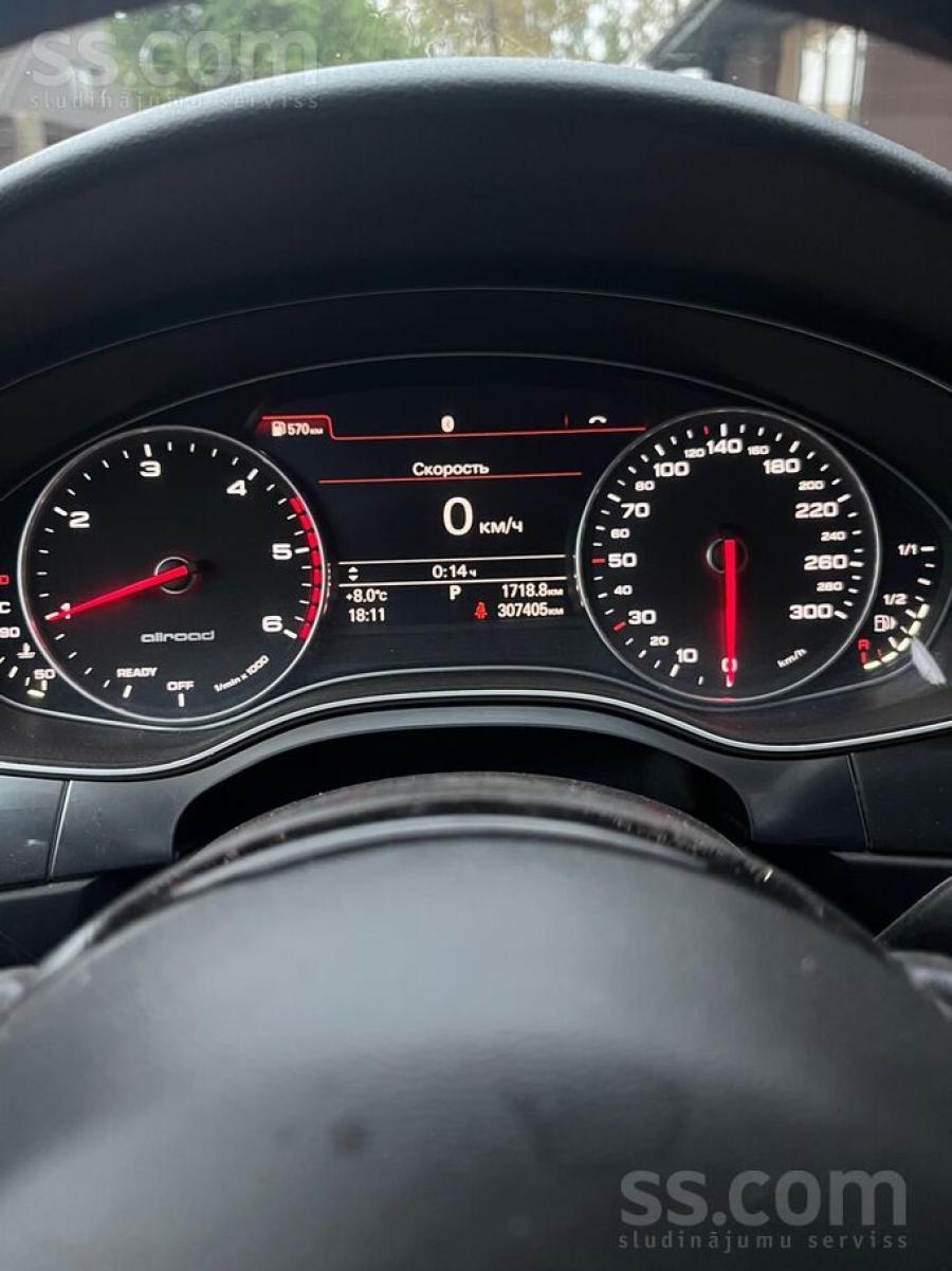 Black Audi Allroad 2016 in Riga, with an engine capacity of 3.00 L and mileage of 308 thousand km for 12500 €, photo 10 on AUTOMOTO.COM.LV