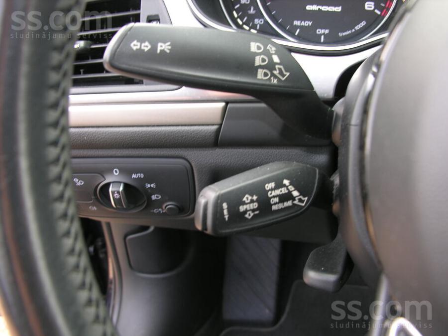 Black Audi Allroad 2017 in Riga, with an engine capacity of 3.00 L and mileage of 268 thousand km for 13400 €, photo 20 on AUTOMOTO.COM.LV