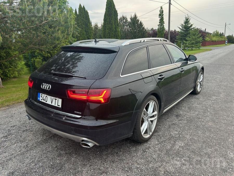 Black Audi Allroad 2017 in Tallinn, with an engine capacity of 3.00 L and mileage of 336 thousand km for 15500 €, photo 4 on AUTOMOTO.COM.LV
