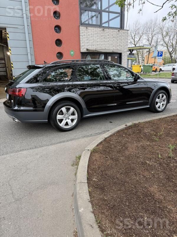 Black Audi Allroad 2017 in Riga, with an engine capacity of 3.00 L and mileage of 136 thousand km for 17000 €, photo 6 on AUTOMOTO.COM.LV