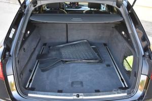 Black Audi Allroad 2017 in Talsi, with an engine capacity of 3.00 L and mileage of 311 thousand km for 15500 €, photo 10 on AUTOMOTO.COM.LV
