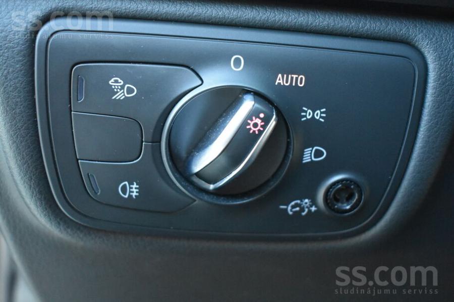 Black Audi Allroad 2017 in Talsi, with an engine capacity of 3.00 L and mileage of 311 thousand km for 15500 €, photo 17 on AUTOMOTO.COM.LV