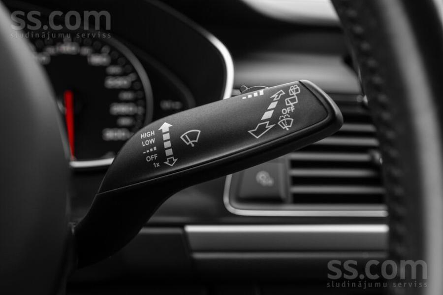 Melns Audi Allroad 2018 Rīga, ar dzinēja tilpumu 3.00 L un nobraukumu 268 tūkst. km par 16500 €, foto 24 vietnē AUTOMOTO.COM.LV