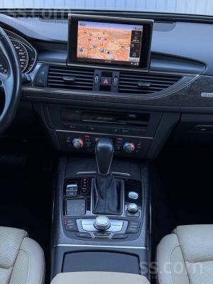 Black Audi Allroad 2018 in Riga, with an engine capacity of 3.00 L and mileage of 256 thousand km for 19980 €, photo 17 on AUTOMOTO.COM.LV