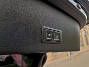 Black Audi Allroad 2019 in Riga, with an engine capacity of 3.00 L and mileage of 223 thousand km for 21700 €, photo 14 on AUTOMOTO.COM.LV