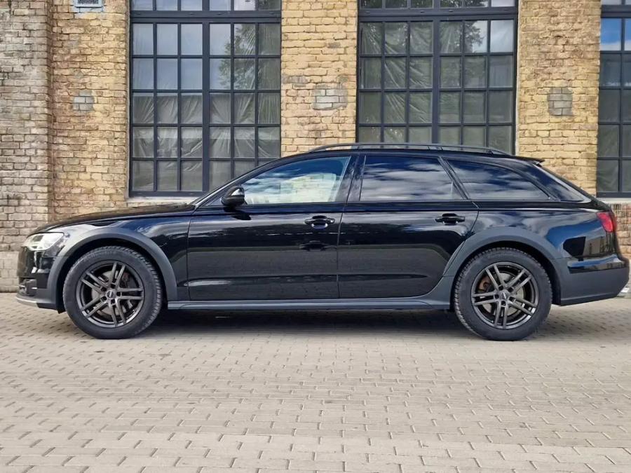 Black Audi Allroad 2019 in Riga, with an engine capacity of 3.00 L and mileage of 223 thousand km for 21700 €, photo 27 on AUTOMOTO.COM.LV