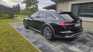Black Audi Allroad 2020 in Dobele, with an engine capacity of 3.00 L and mileage of 216 thousand km for 27850 €, photo  on AUTOMOTO.COM.LV