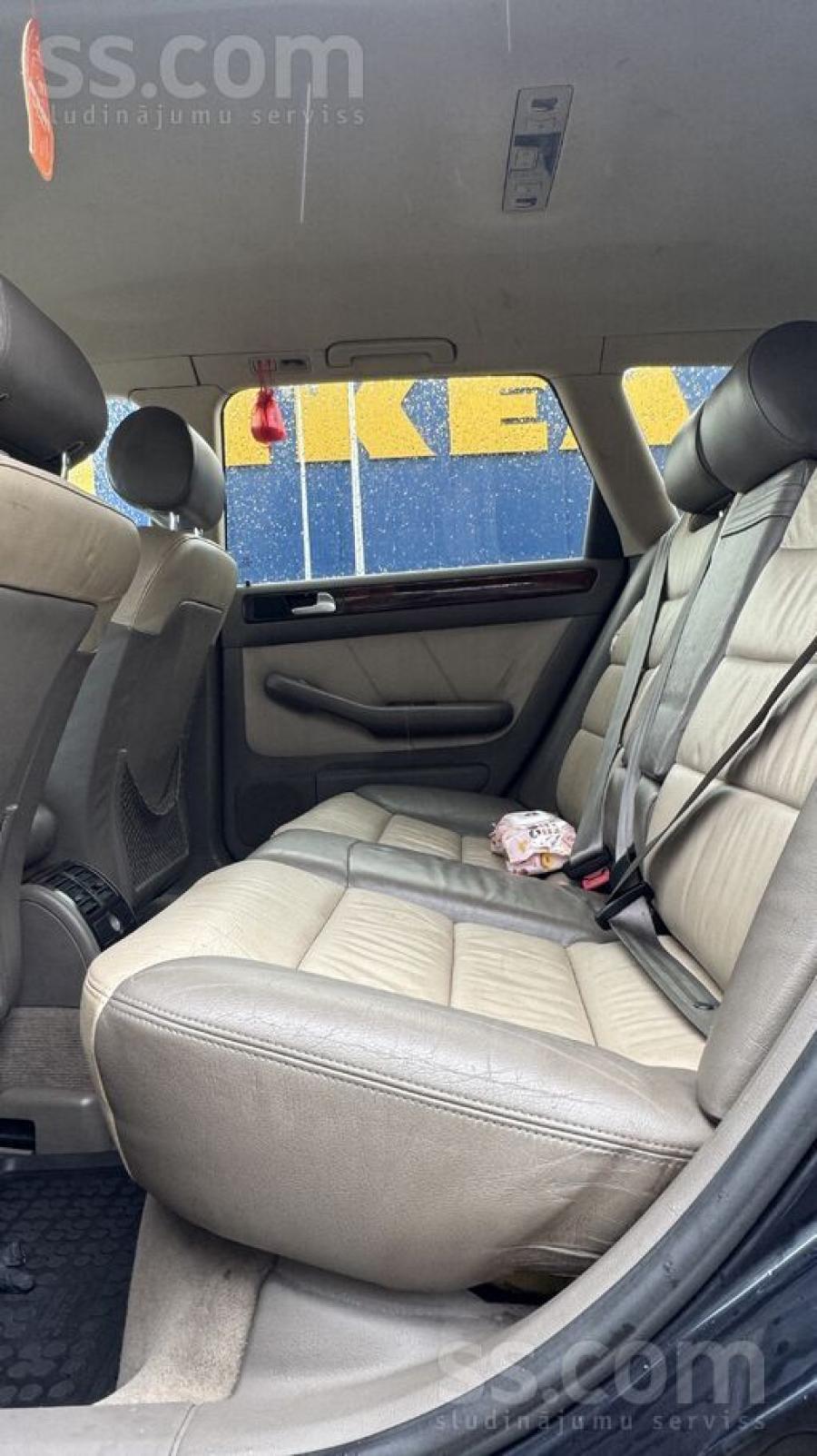 Blue Audi Allroad 2004 in Riga, with an engine capacity of 2.50 L and mileage of 389 thousand km for 1650 €, photo 8 on AUTOMOTO.COM.LV