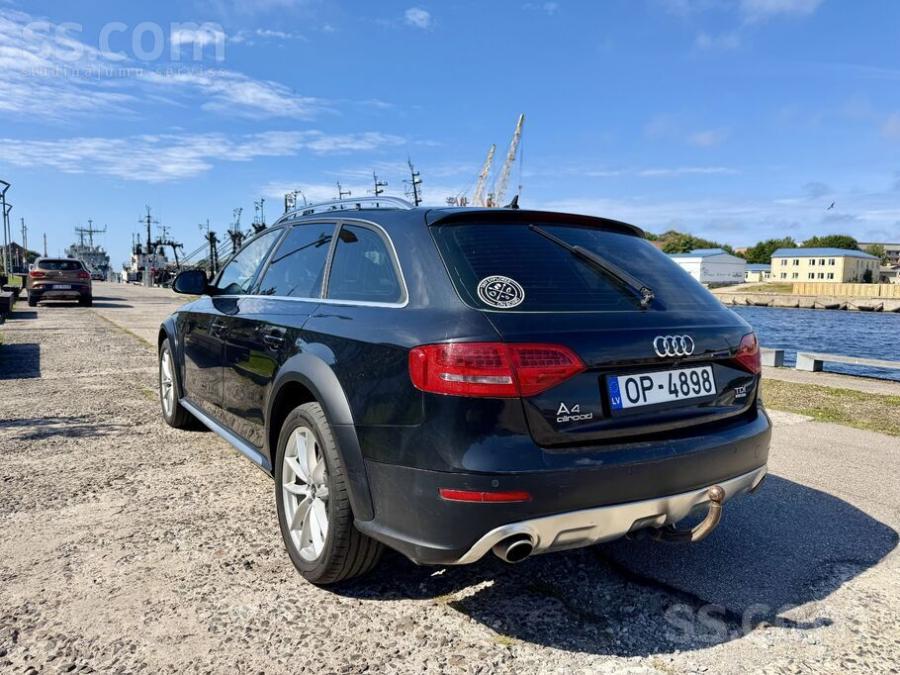 Zils Audi Allroad 2011 Bauska, ar dzinēja tilpumu 3.00 L un nobraukumu 352 tūkst. km par 5850 €, foto 3 vietnē AUTOMOTO.COM.LV