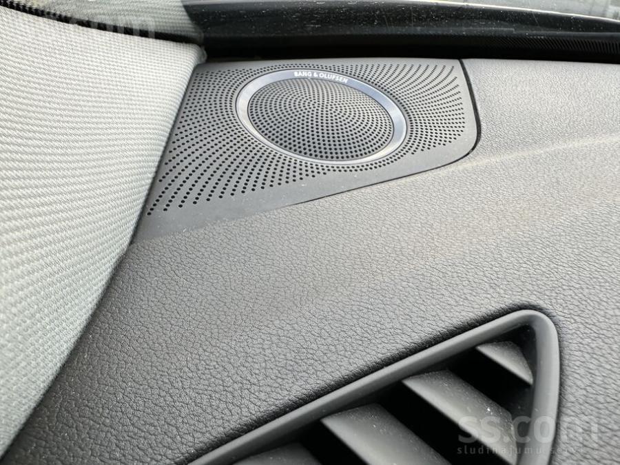 Brown Audi Allroad 2010 in Riga, with an engine capacity of 3.00 L and mileage of 293 thousand km for 9000 €, photo 17 on AUTOMOTO.COM.LV