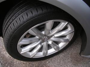 Brūns Audi Allroad 2010 Rīga, ar dzinēja tilpumu 3.00 L un nobraukumu 262 tūkst. km par 8950 €, foto 4 vietnē AUTOMOTO.COM.LV