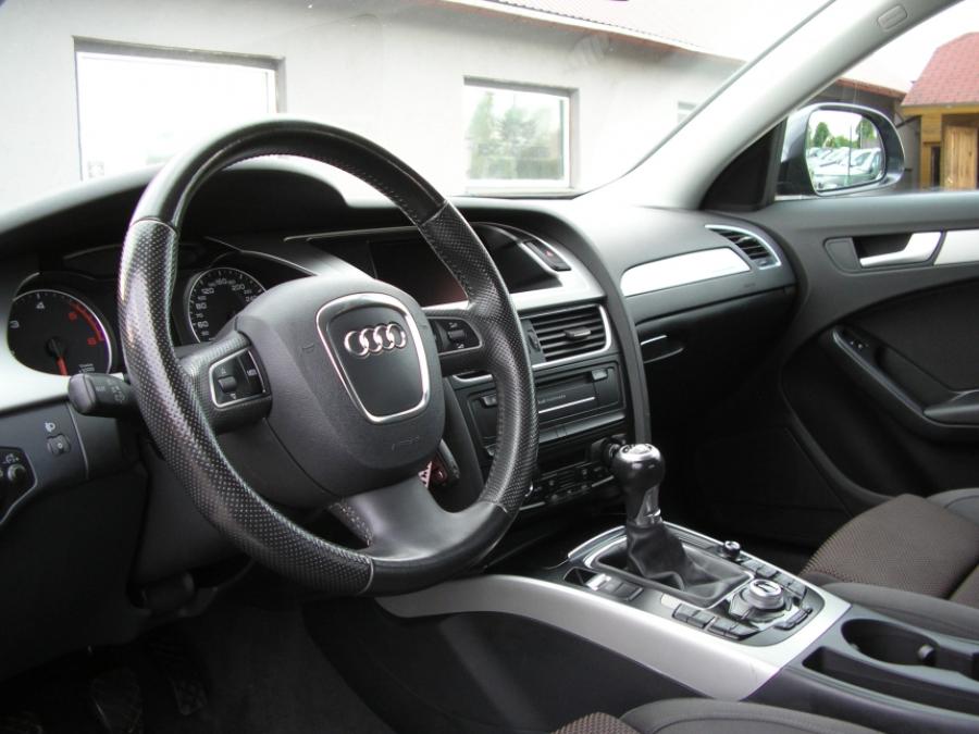 Brūns Audi Allroad 2010 Rīga, ar dzinēja tilpumu 3.00 L un nobraukumu 262 tūkst. km par 8950 €, foto 5 vietnē AUTOMOTO.COM.LV