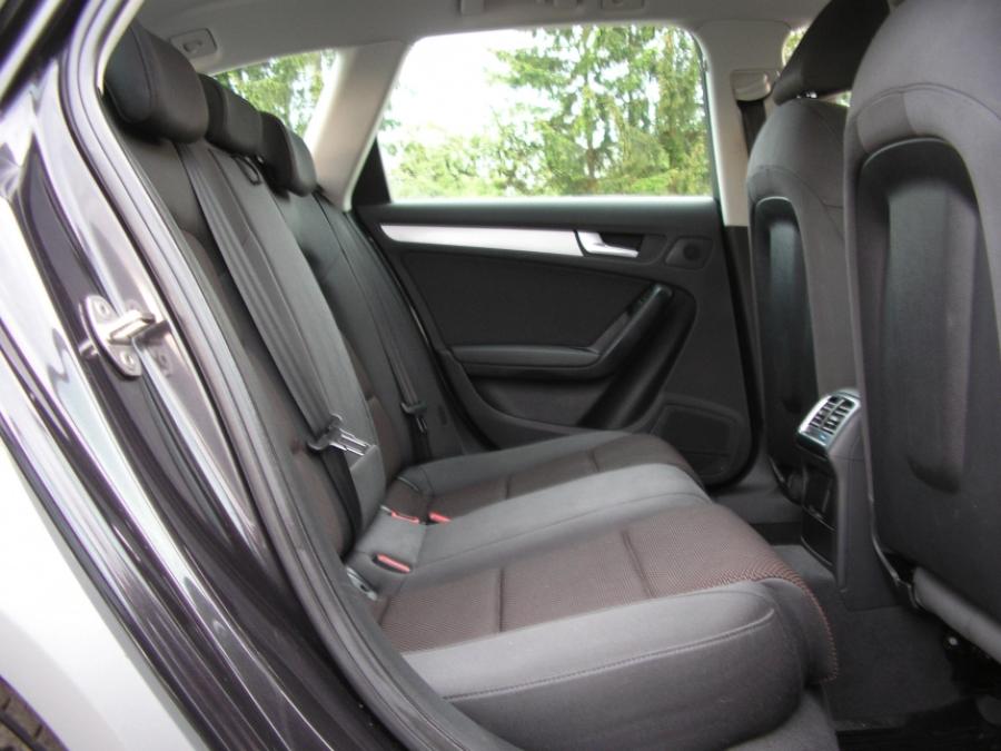 Brūns Audi Allroad 2010 Rīga, ar dzinēja tilpumu 3.00 L un nobraukumu 262 tūkst. km par 8950 €, foto 22 vietnē AUTOMOTO.COM.LV